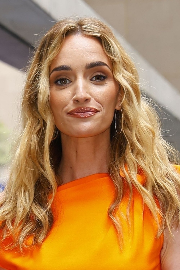 Picture of Brianne Howey