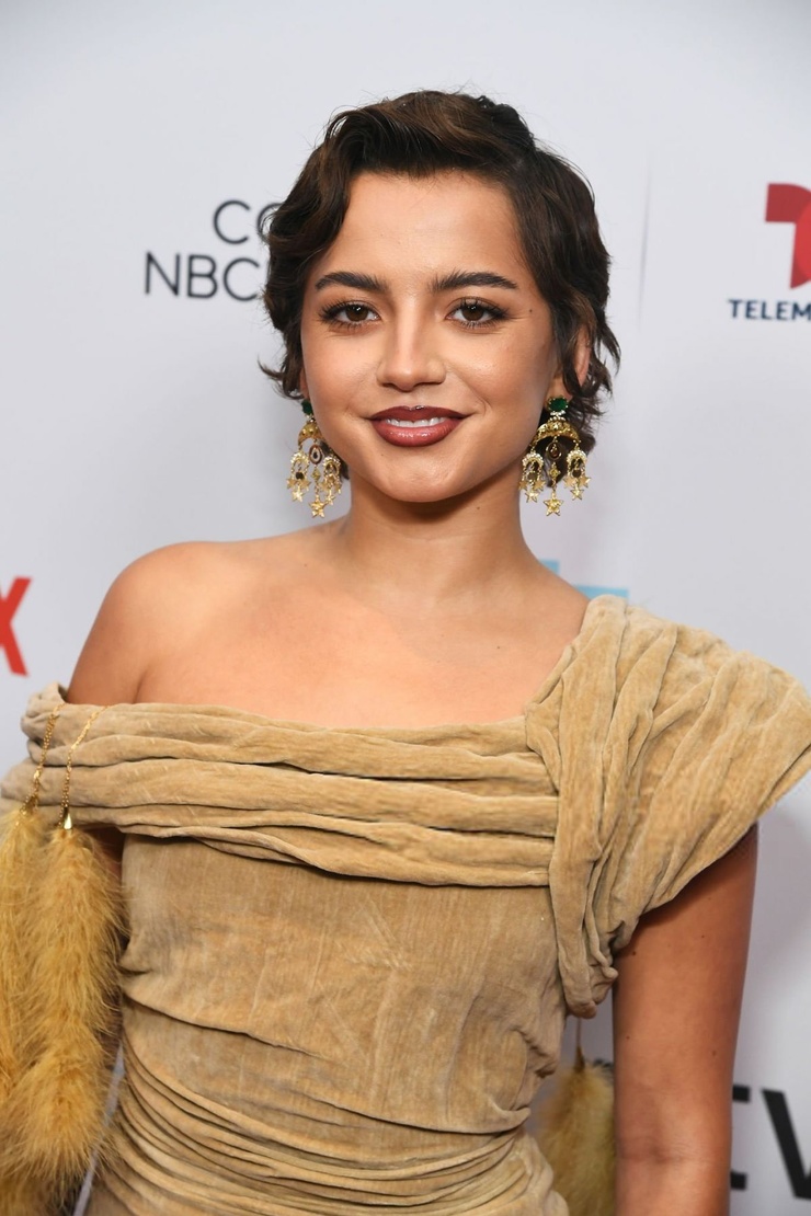 Isabela Moner image