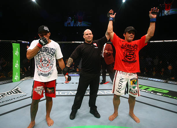 Picture of Aaron Simpson