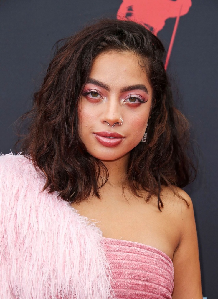 Picture of Kiana Ledé