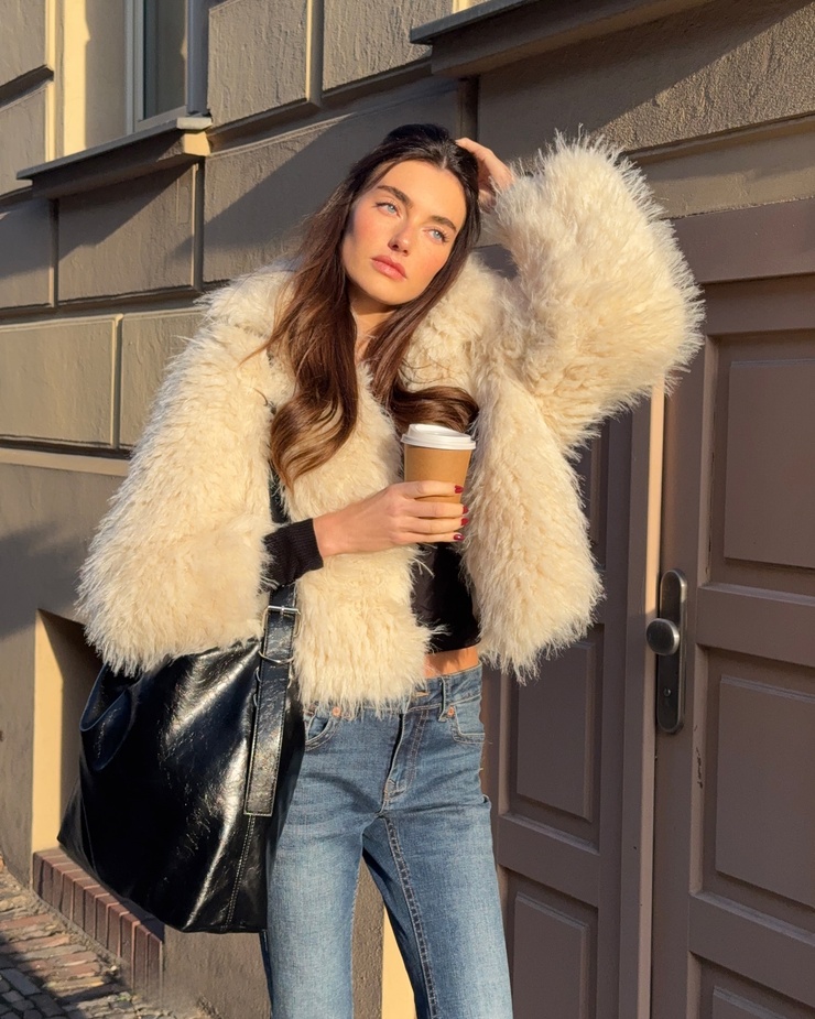 Picture of Celine Bethmann