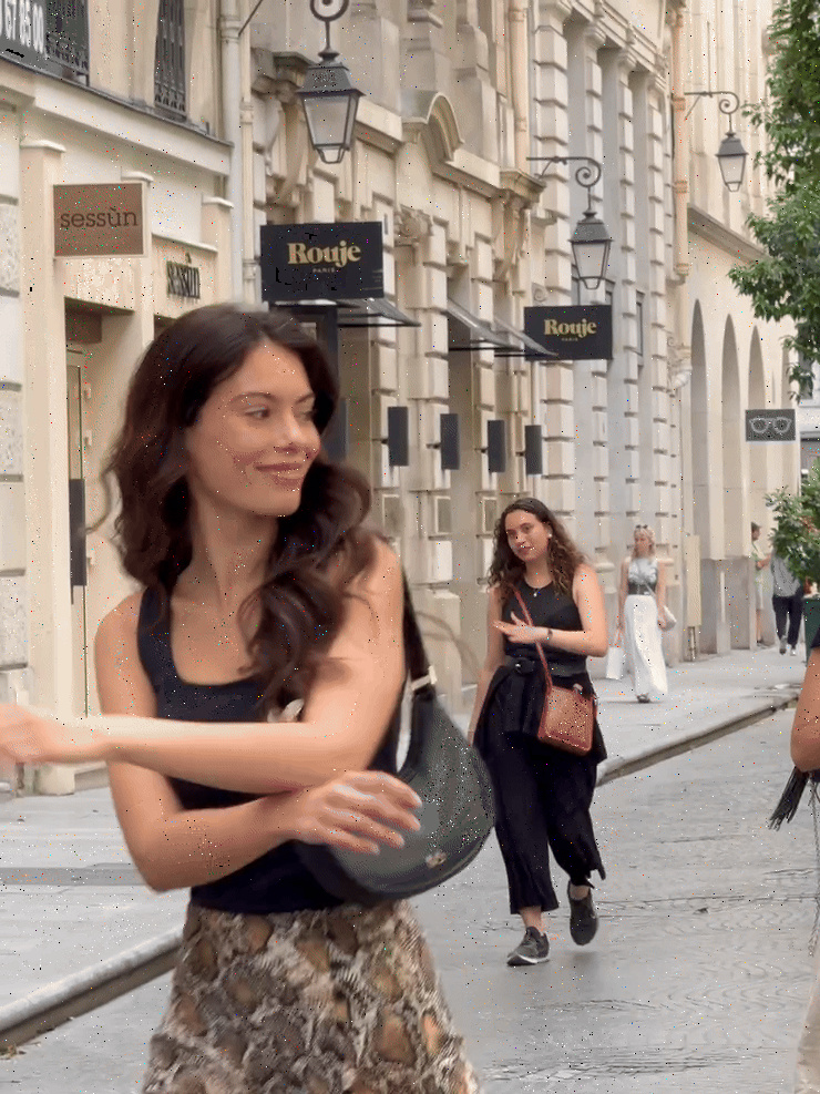 Caroline Podlewski image