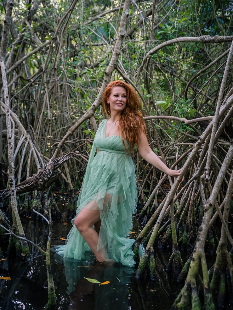 Picture of April Macie