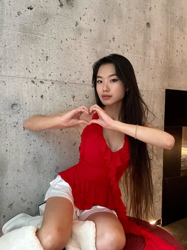 Picture of Qiyu Zhou