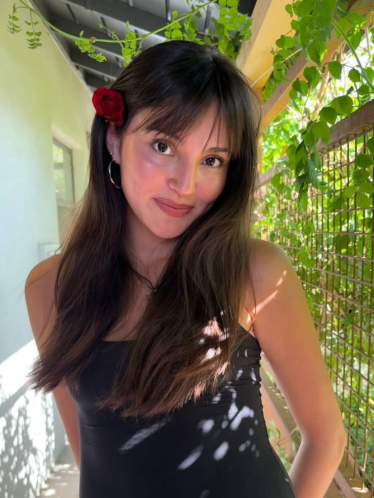 Picture of Isabel Deroy-Olson