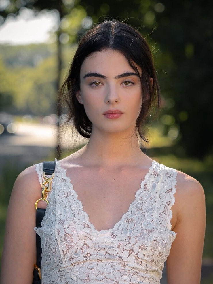 Picture of Deva Cassel