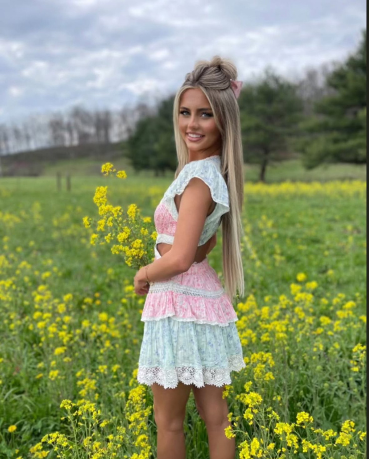 Image of Izzy Darnell