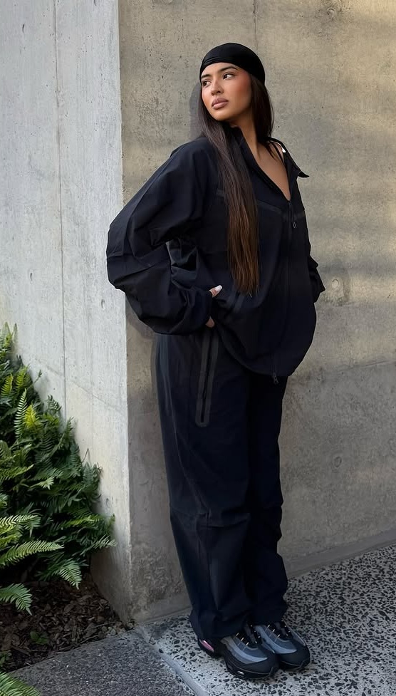 Kaela Tavares picture