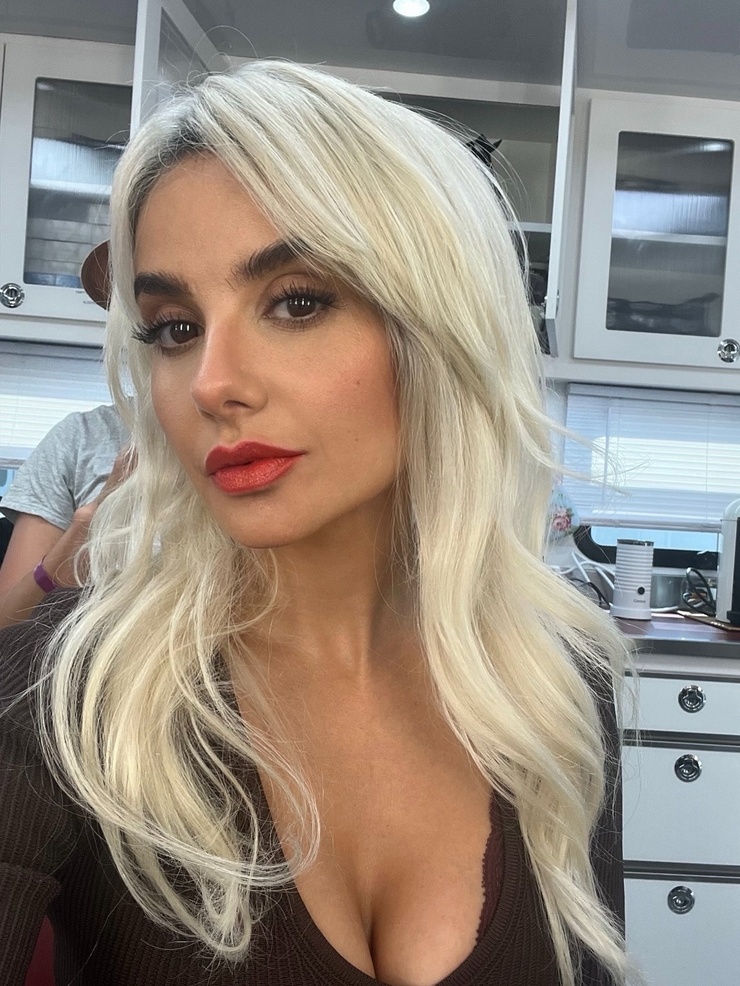 Picture of Mikaela Hoover