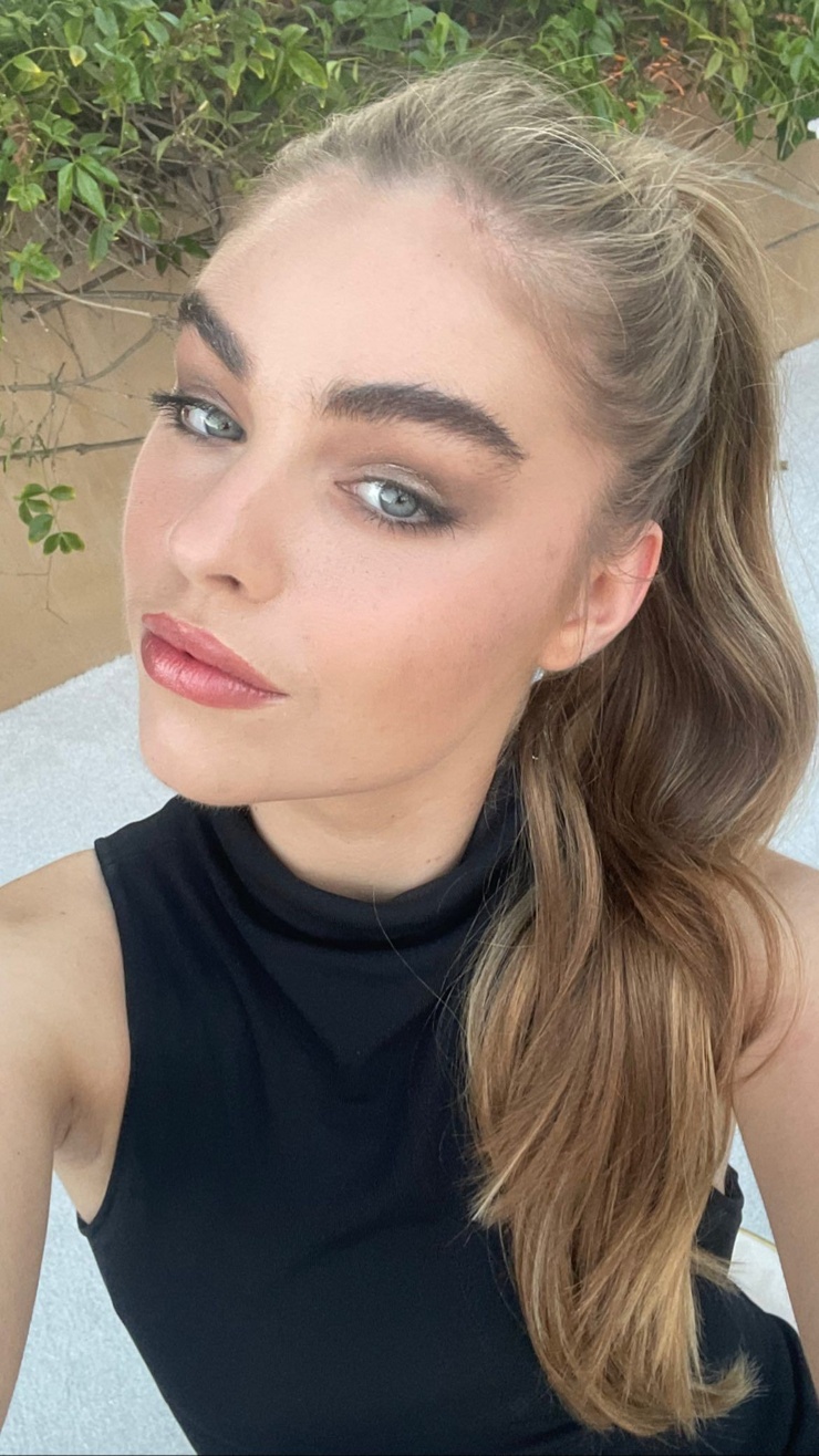 Jade Weber picture