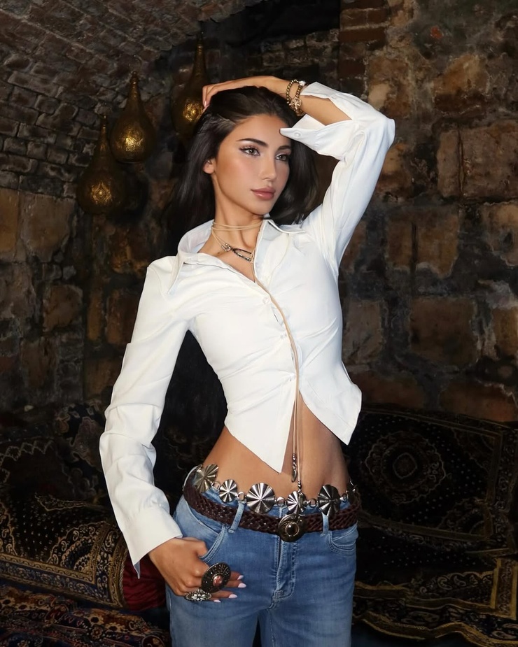 Picture of Negin Ghalavand