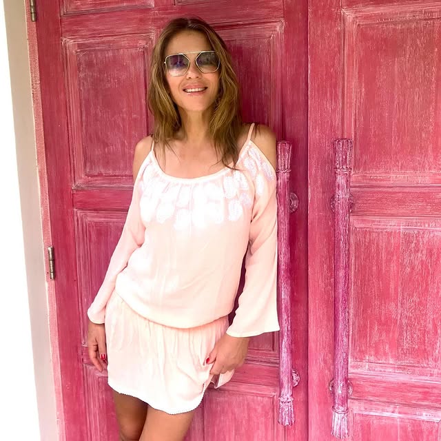 Image of Elizabeth Hurley