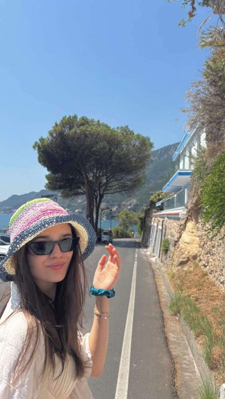 Picture of Alexandra Micu