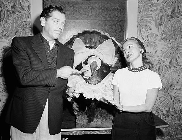 Milton Berle, Ruth Gilbert