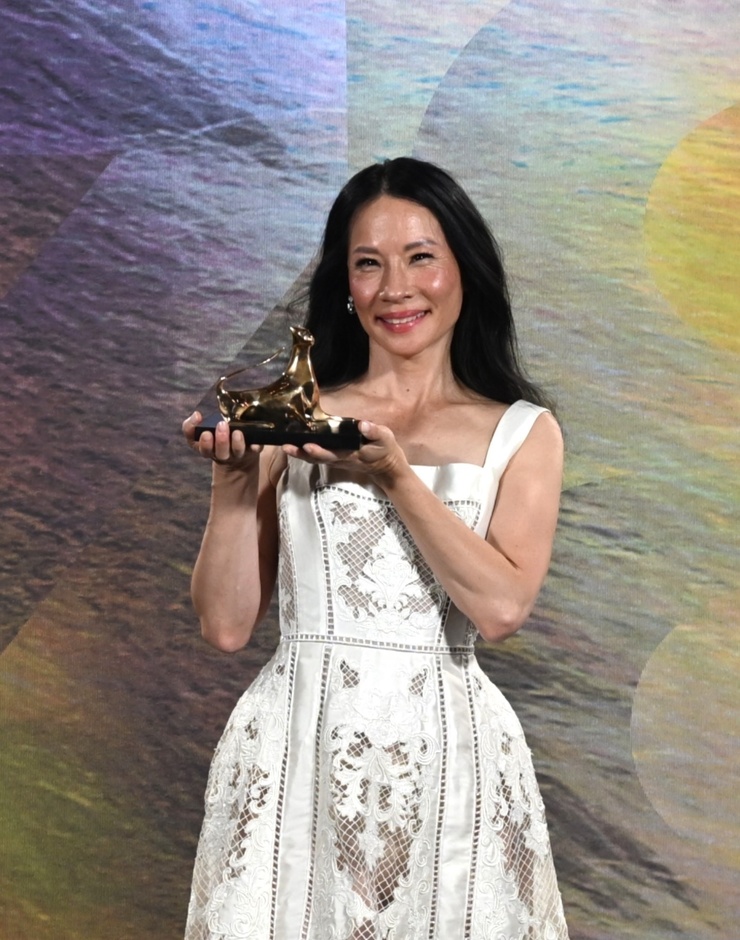 Lucy Liu picture