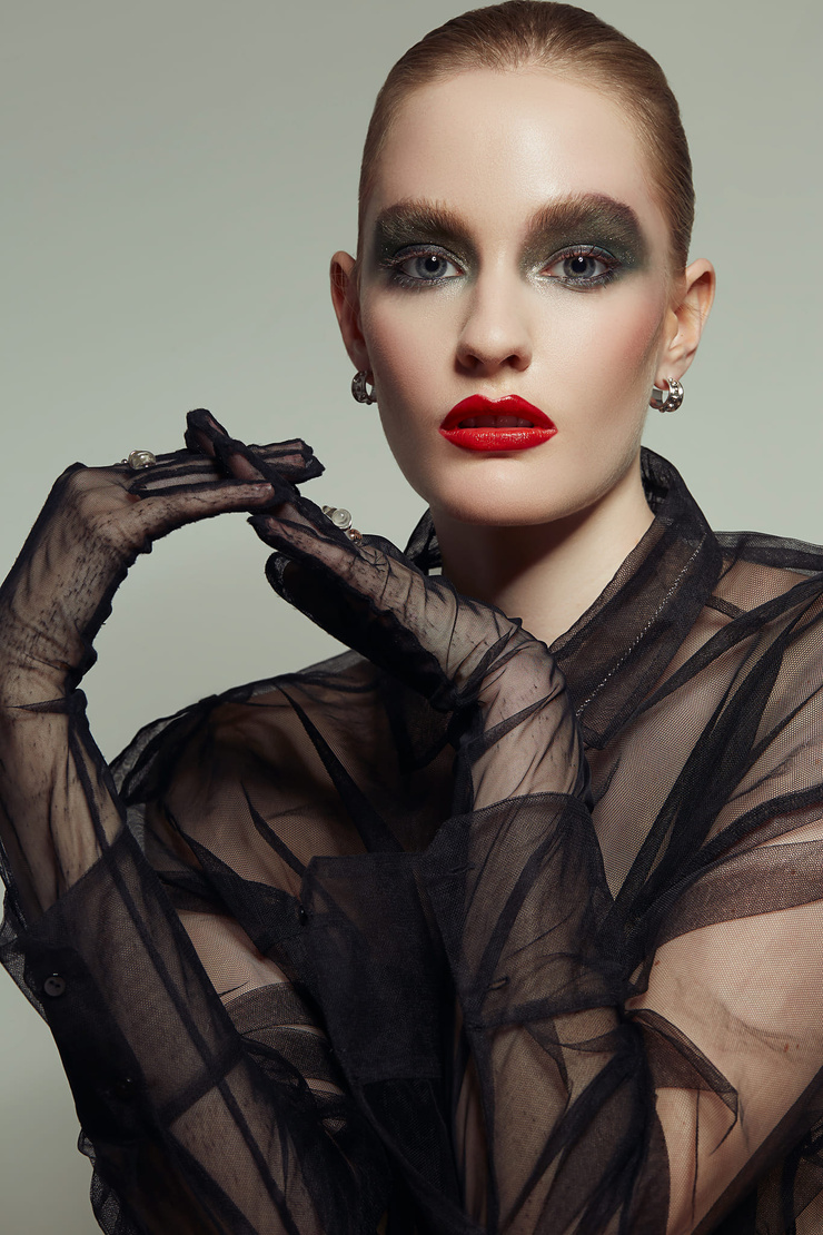 Picture of Lydia Wilson model