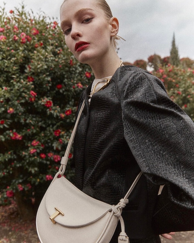 Picture of Lydia Wilson model