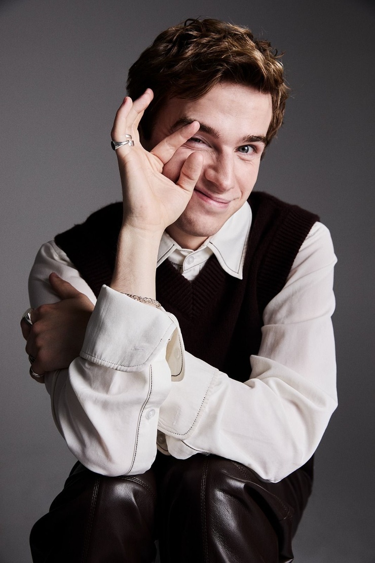 Louis Landau image
