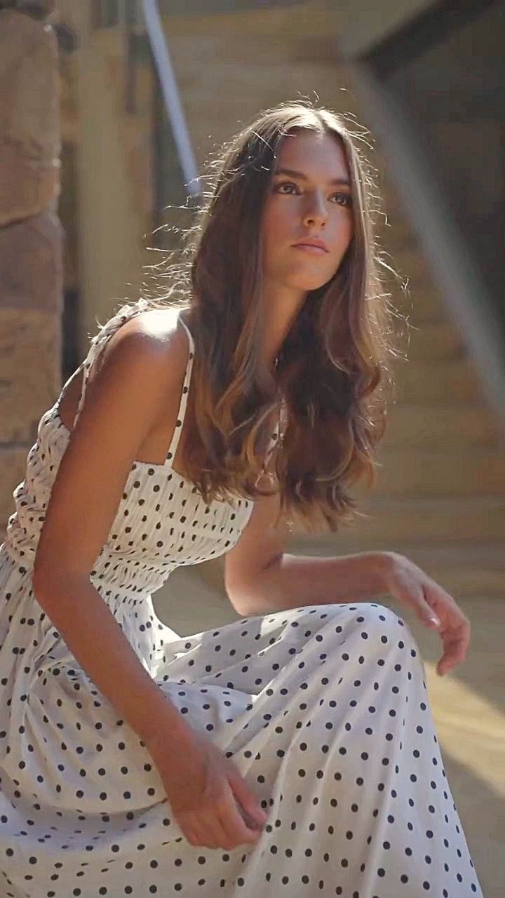 Picture of Emily Feld