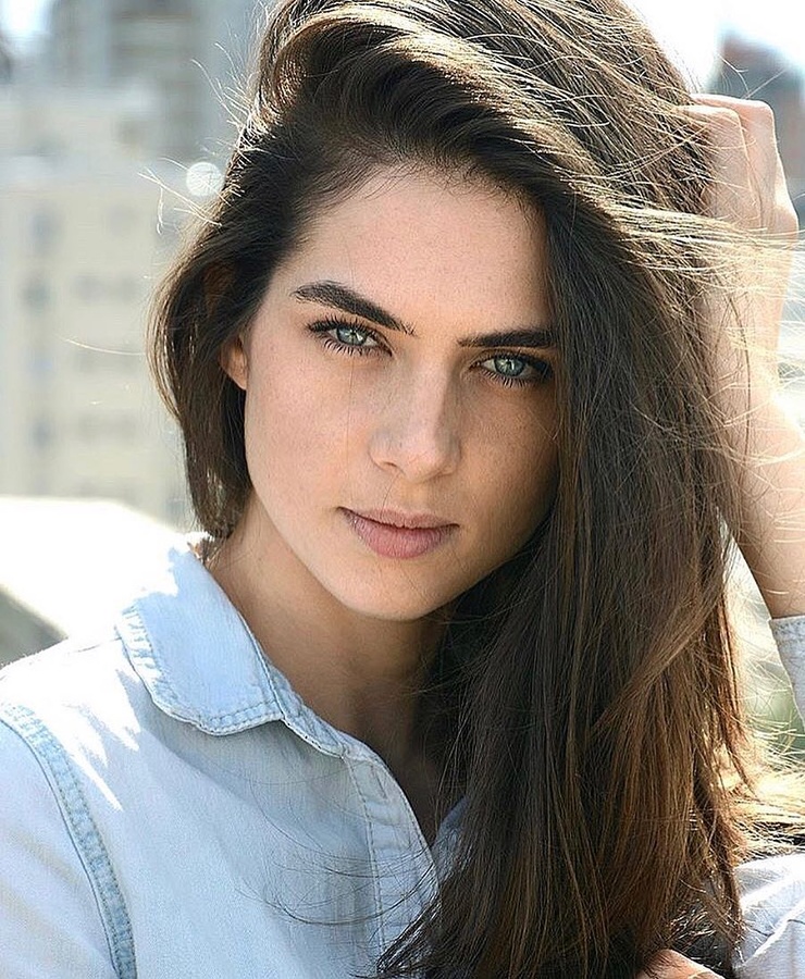 isabela pinheiro image