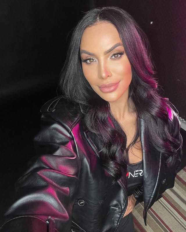 Image of Aline Mineiro