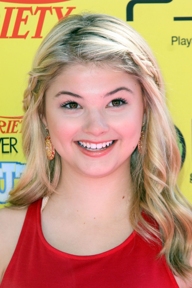Picture of Stefanie Scott