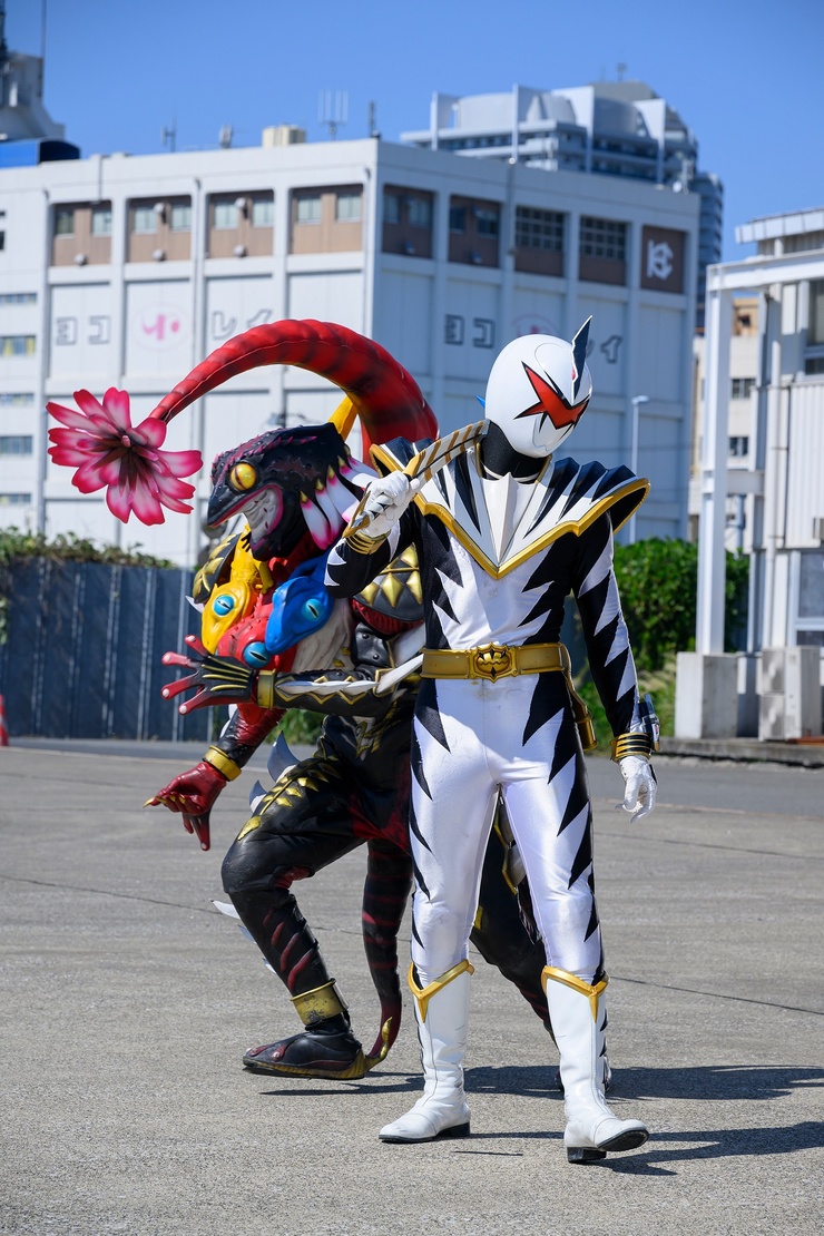 Image of Bakuryuu Sentai Abaranger 20th: The Unforgivable Abare