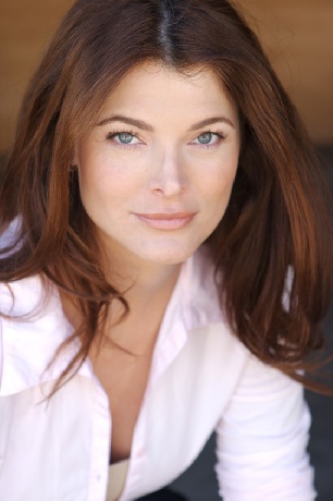 Picture of Stephanie Romanov