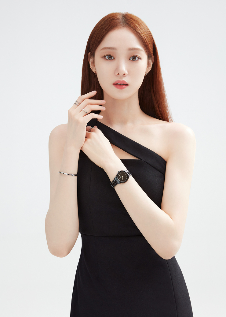 Picture of Song-Kyoung Lee