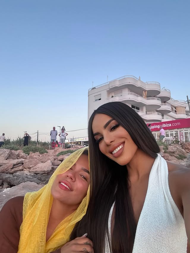 Yarishna Ayala image