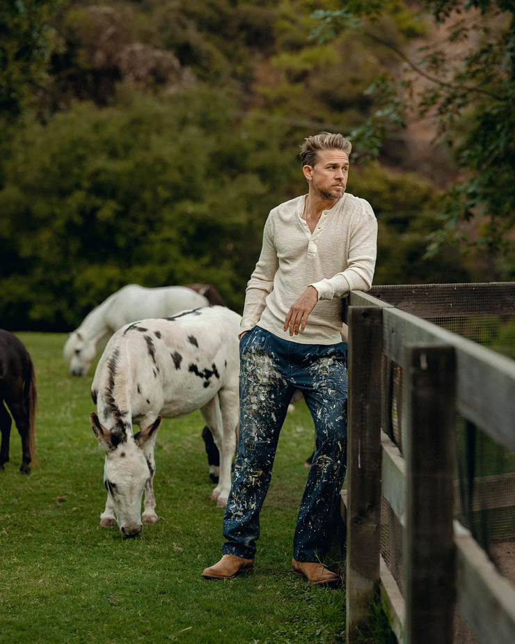 Picture of Charlie Hunnam
