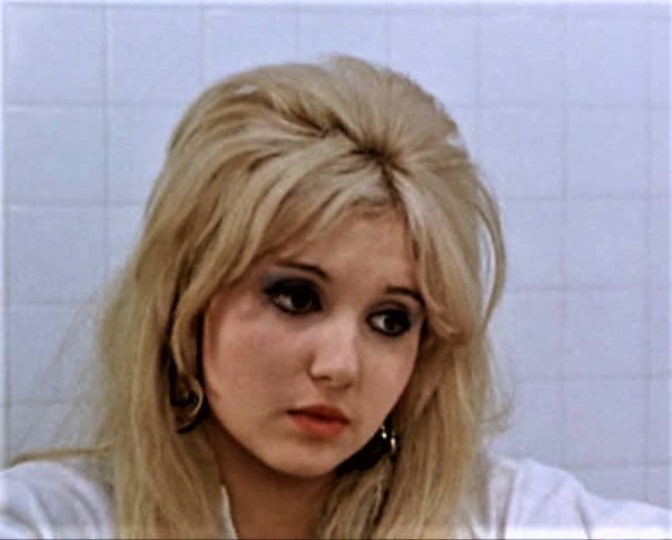 Adrienne Posta image