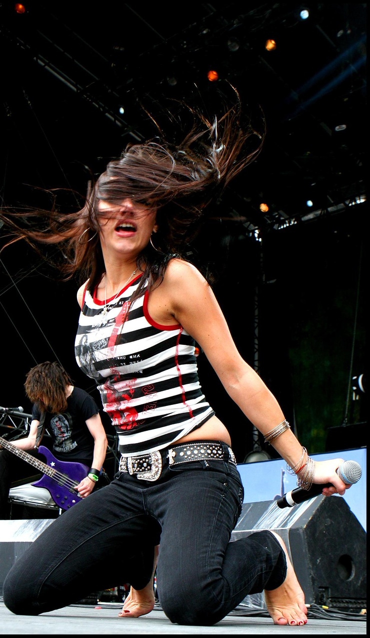 Picture of Lauren Harris