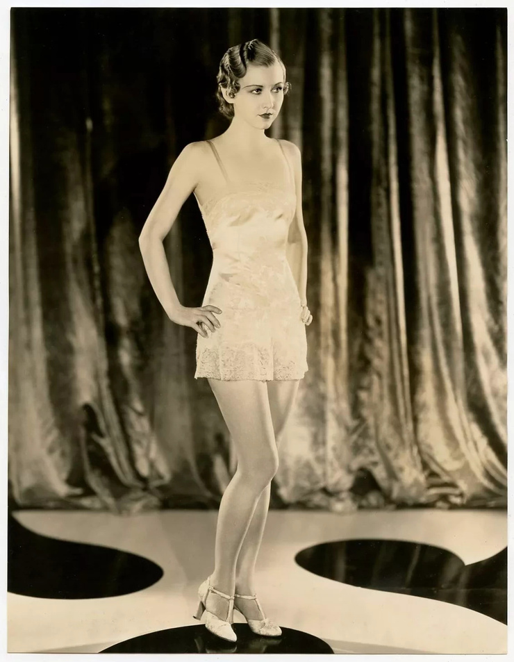 Evalyn Knapp