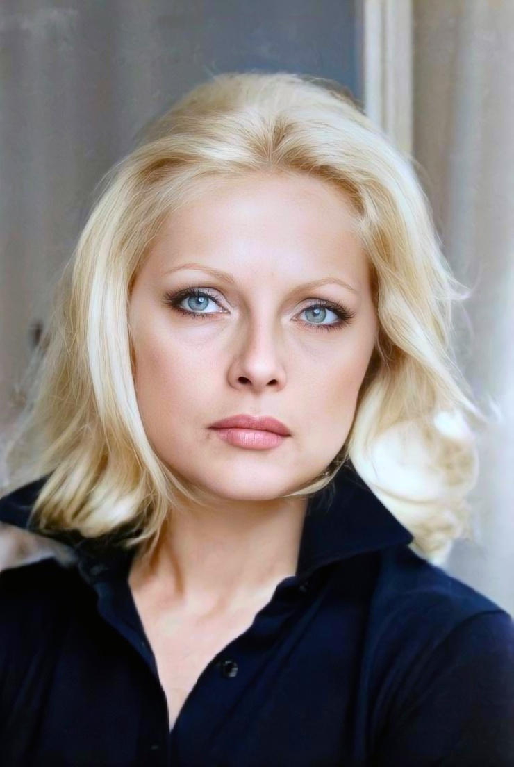 Virna Lisi