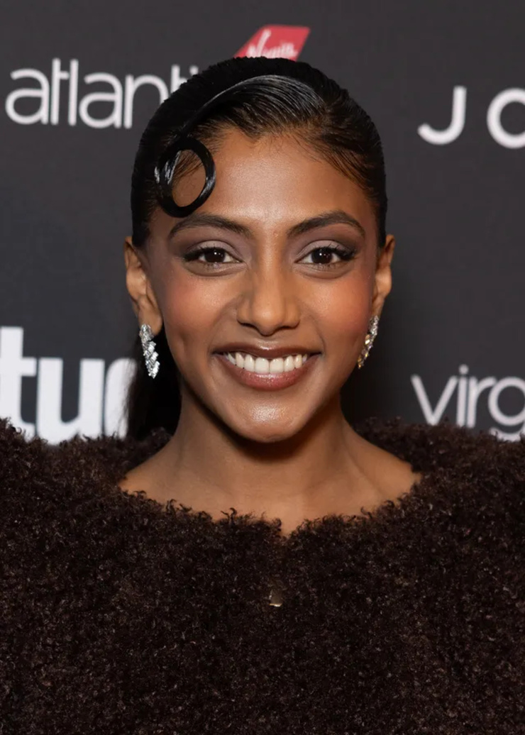 Picture of Charithra Chandran