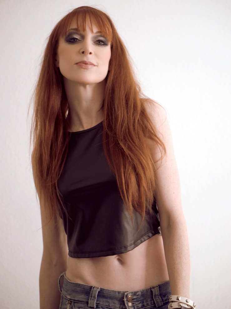 Picture of Lisa Foiles