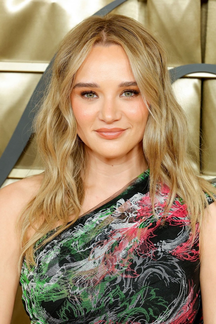 Hunter King picture
