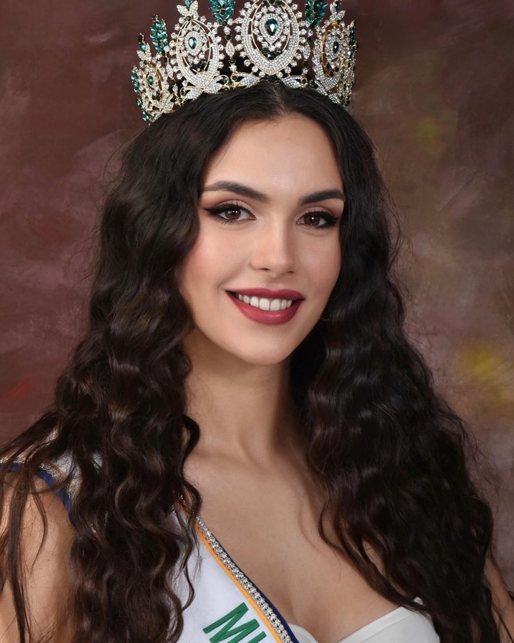 Image of Daniela Palushi
