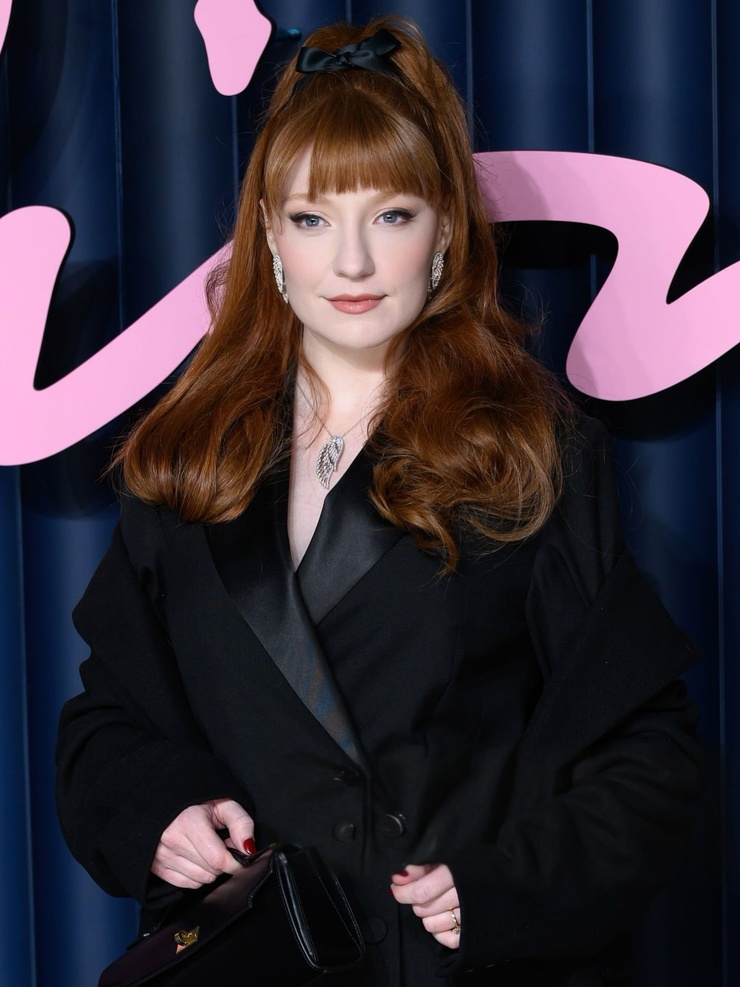 Nicola Roberts image