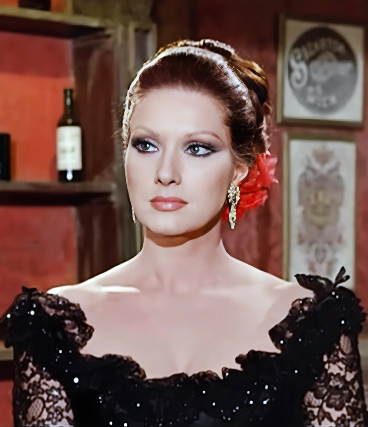 Helga Liné
