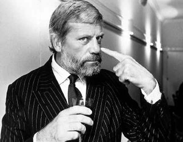 Picture of Oliver Reed