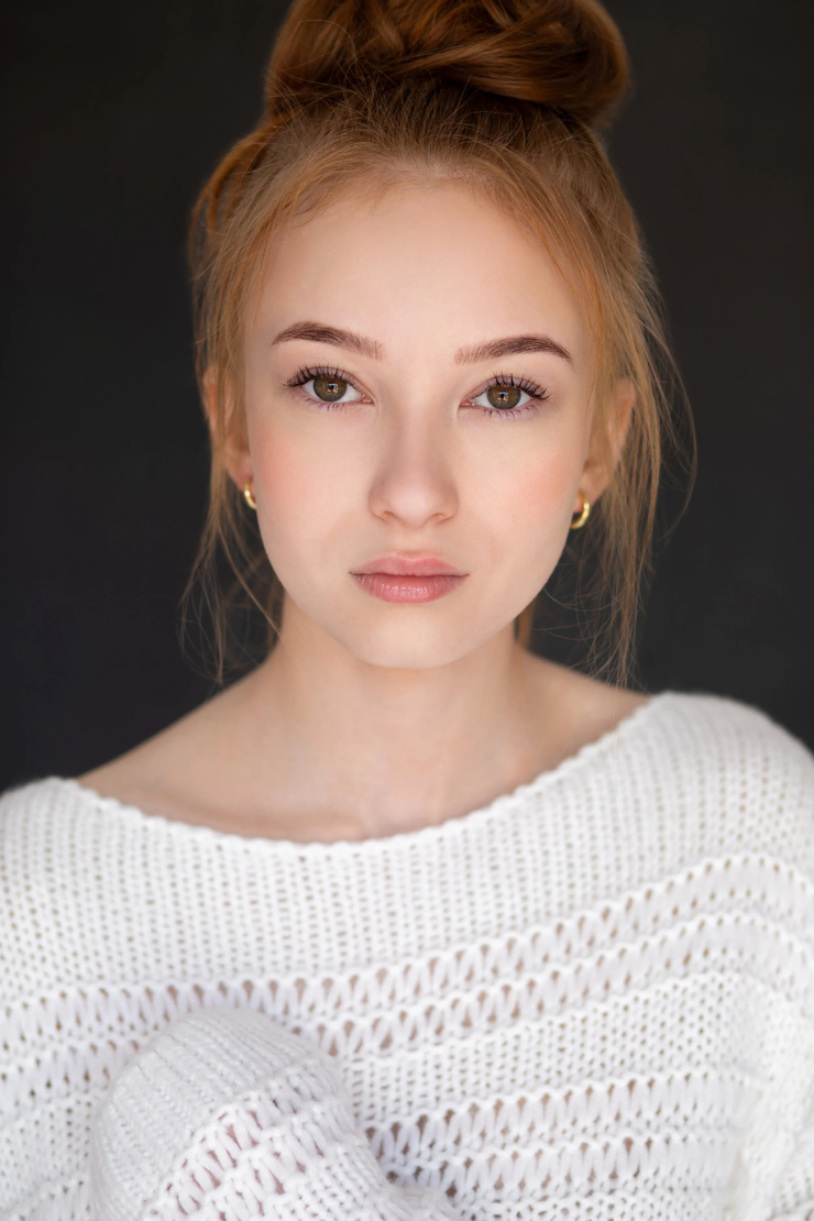 Caroline Elle Abrams picture