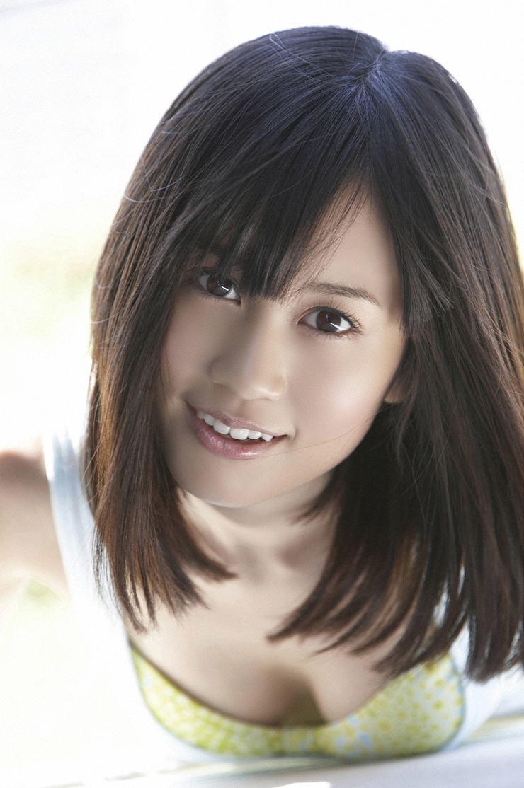 Atsuko Maeda picture