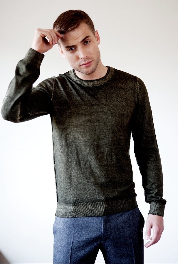 Picture of Dustin Milligan