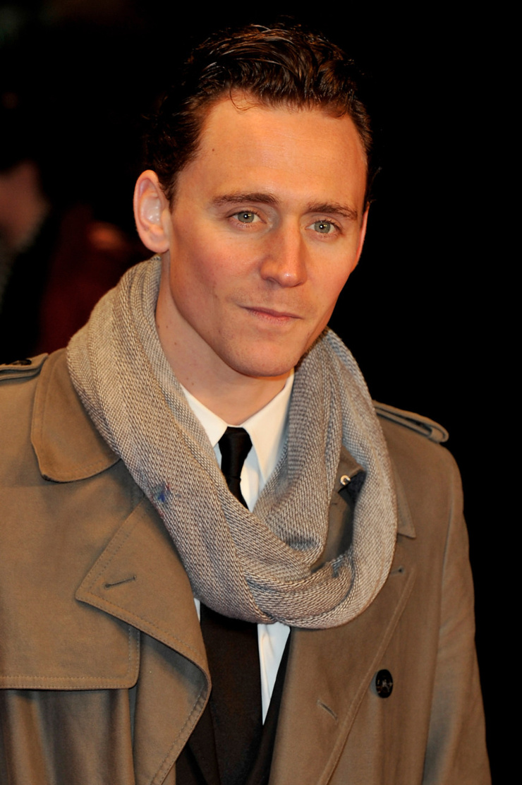 Tom Hiddleston image