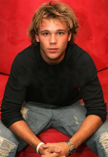 Picture of Lincoln Lewis