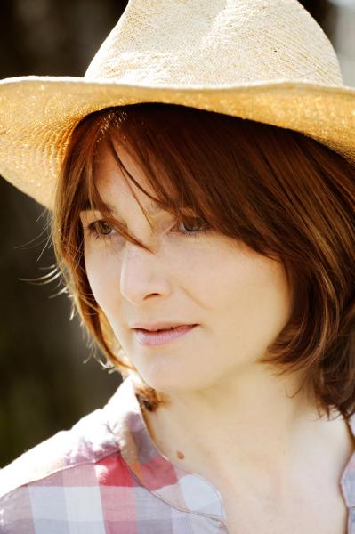 Nicole Marischka image