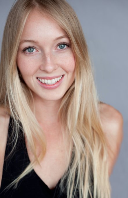 India Oxenberg image