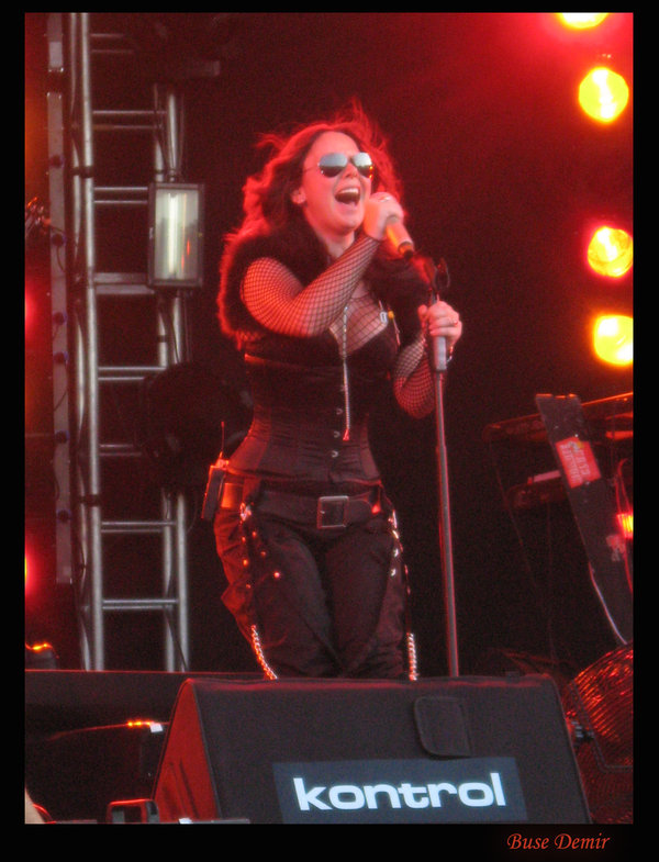 Picture of sebnem ferah